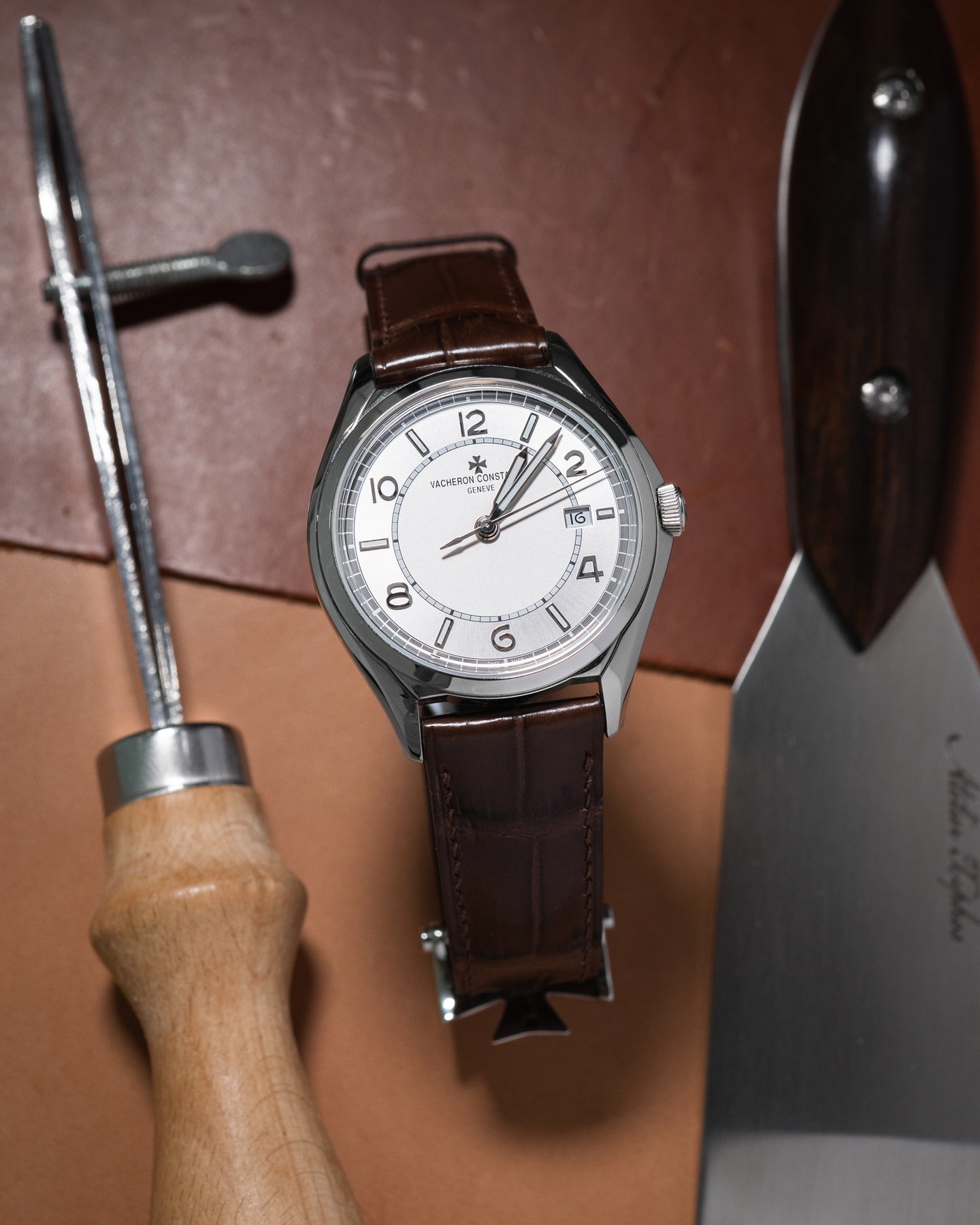Classic Togo Leather Strap in Burgundy – Nomad Watch Works